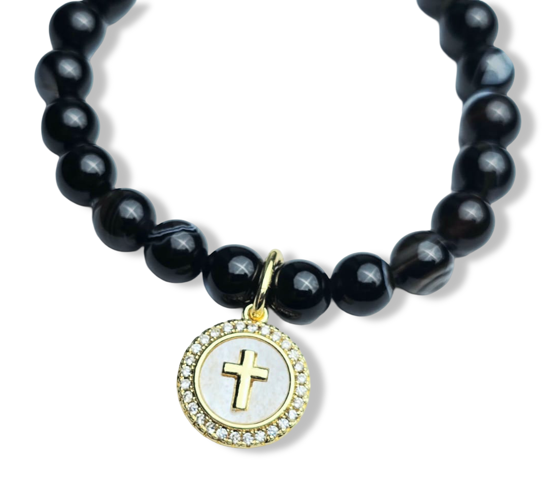 PULSERA MADRE PERLA CRUZ ÁGATA NEGRA DORADO – LaPerlaJoyerias